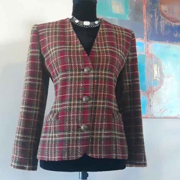 Koret | Jackets & Coats | Vintage Koret Petites Plaid V Cut Neckline ...
